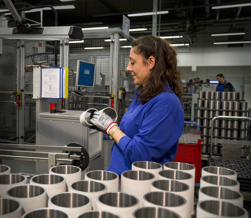 Federal-Mogul vergrößert Firmenareal in Friedberg - Aichach-Friedberg ...
