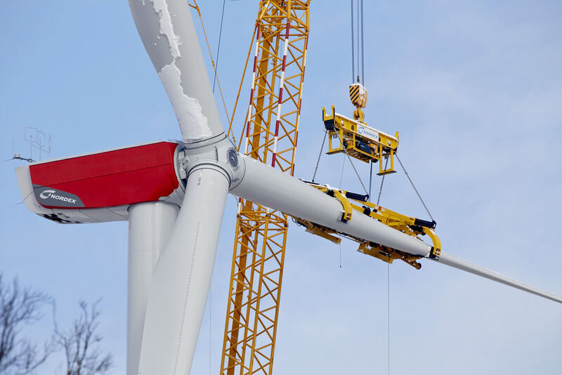 Ematec revolutioniert Montage von Rotorblättern - Memmingen ...