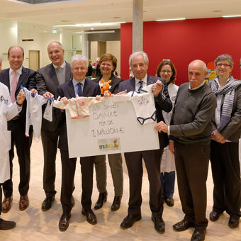 Klinikum Augsburg: Prof. Dr. Zenk löst Prof. Dr. Dr. Brunner ab ...