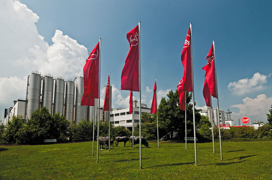 Zott erhält 145 Auszeichnungen für Produktqualität - Donau-Ries - B4B ...