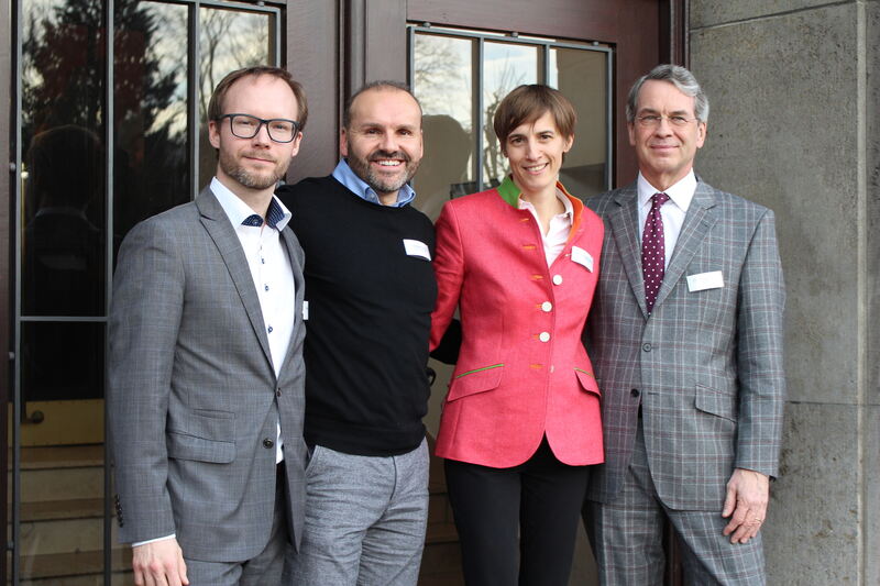„Talente für die Region“ zu Gast bei der Dierig Holding AG in Augsburg ...