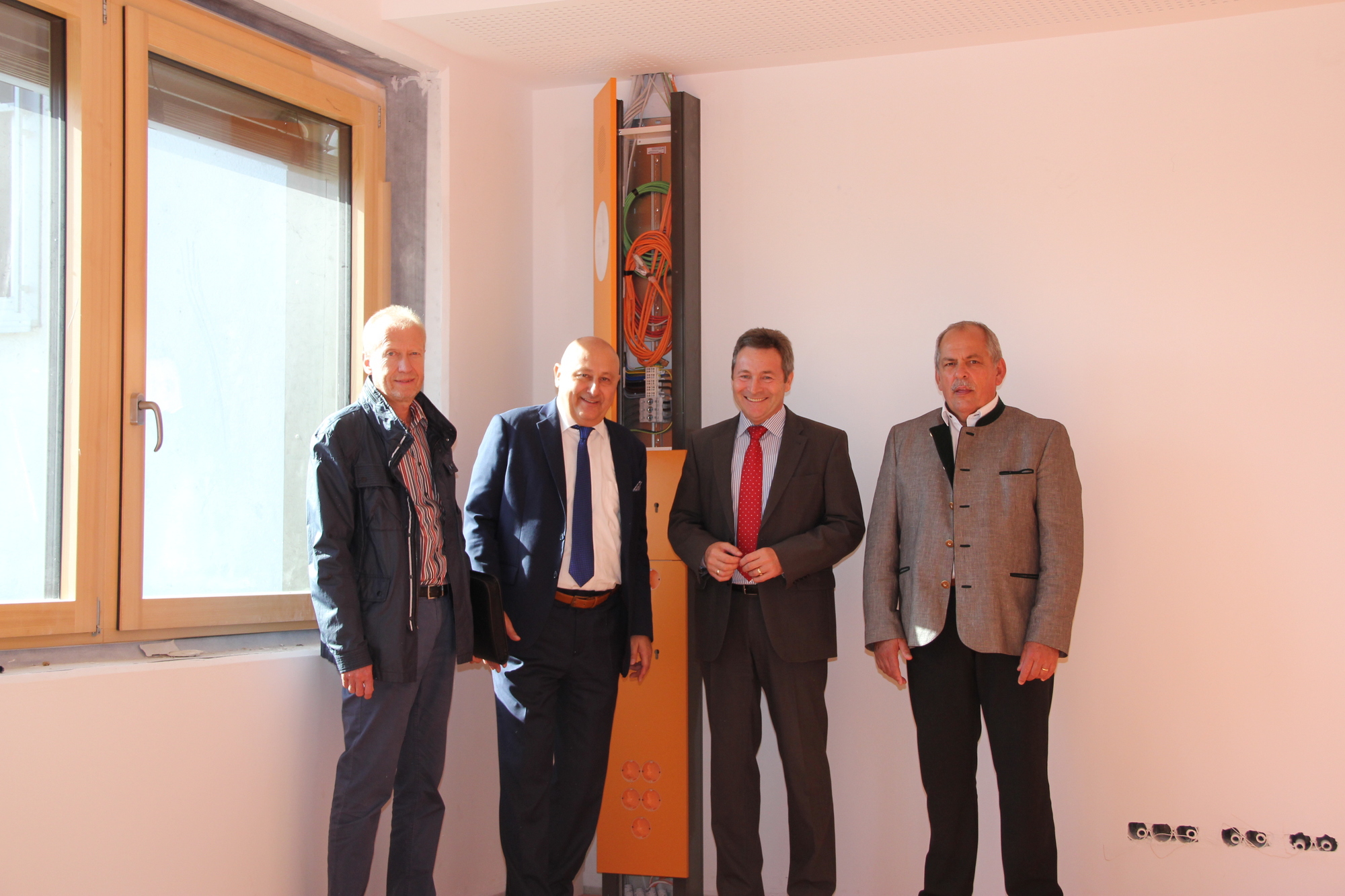 Dillinger Gymnasium wird zum Vorreiter der Digitalisierung - b4bschwaben.de