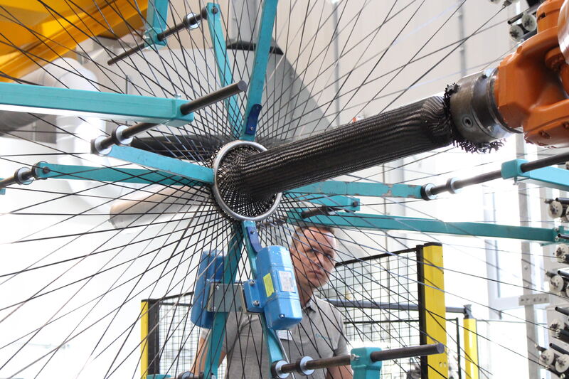 SGL Carbon eröffnet neues High-Tech-Zentrum in Meitingen - Augsburg ...