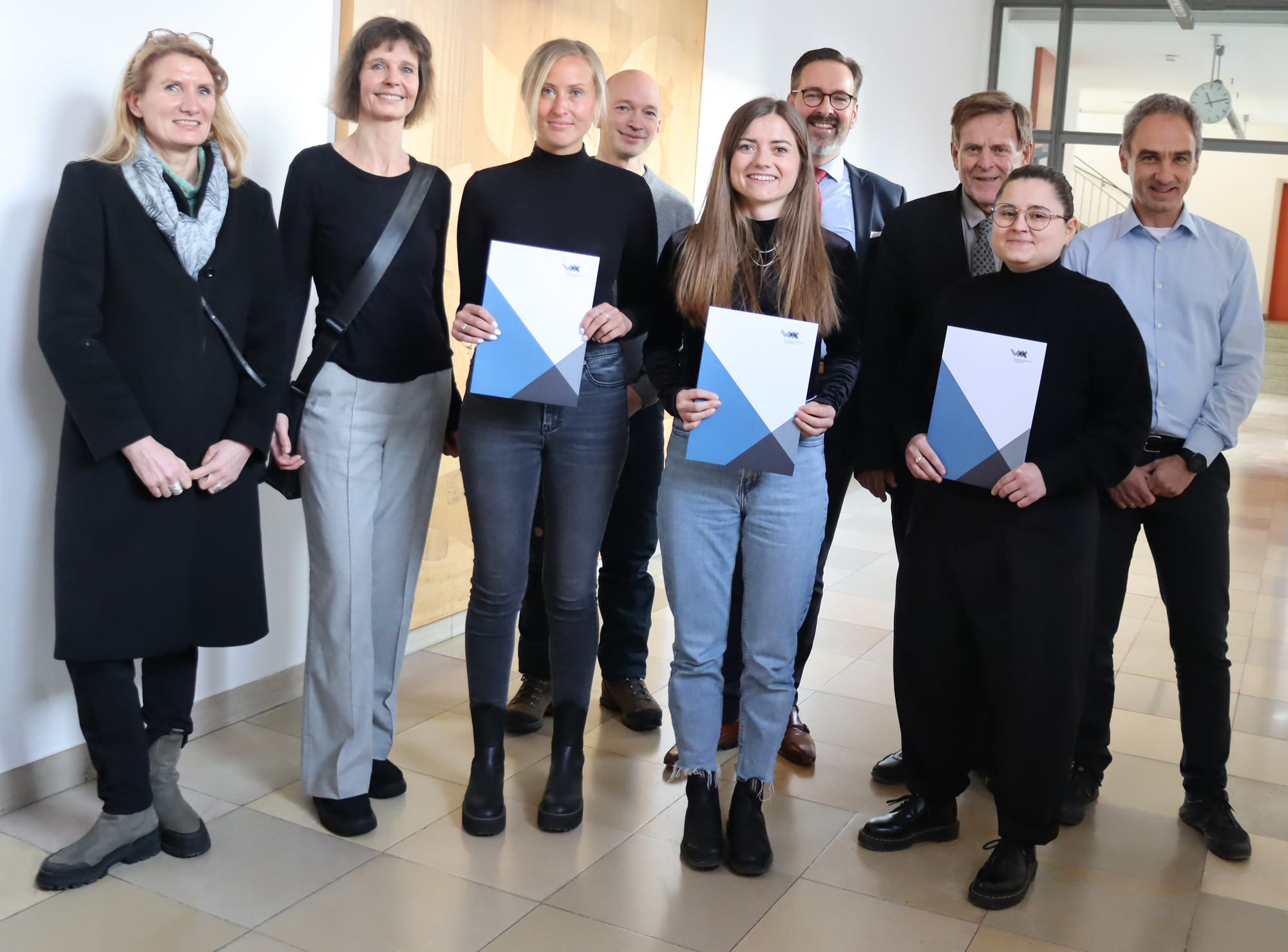 Stiftung der Wohnbaugruppe Augsburg prämiert Studierende der THA ...